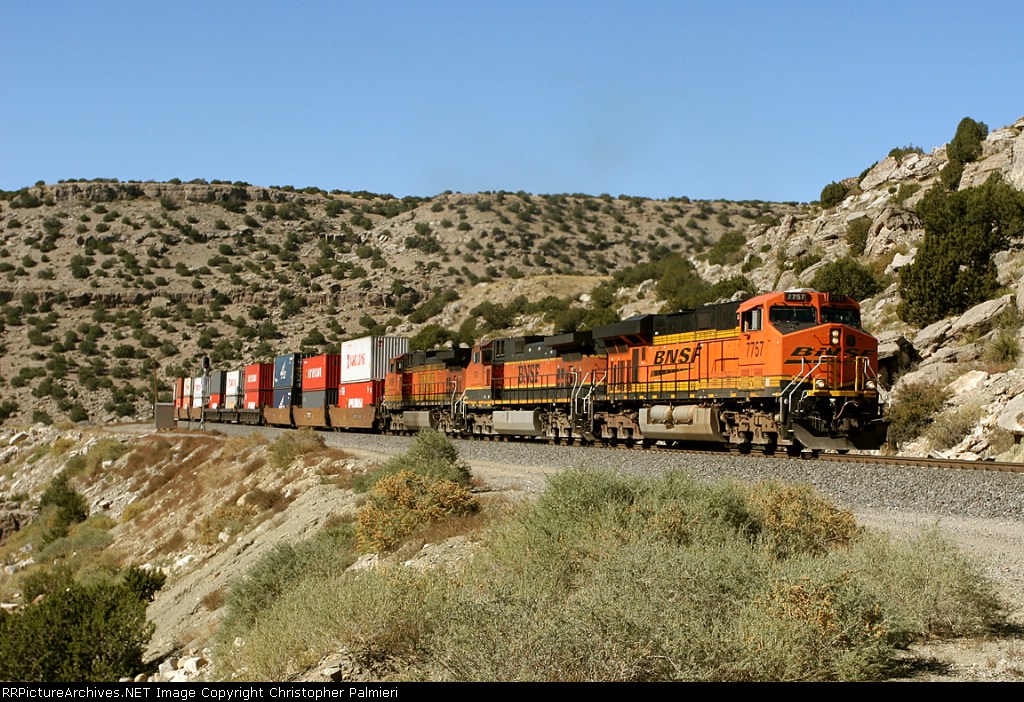 BNSF 7757